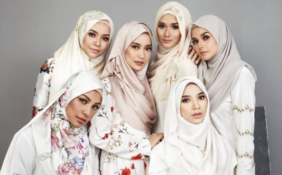 Belum Ada Tudung Raya? Cantiknya Tudung Corak Bunga Teluki Ini... | Gempak