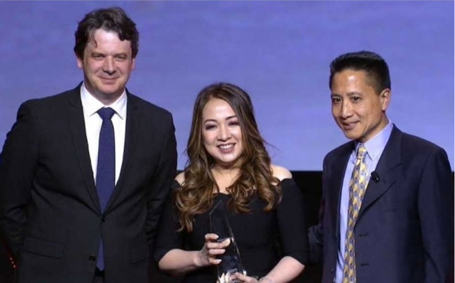 "Melihat Diri Sebagai Pengguna" - CEO Astro Individu Pertama Terima ...