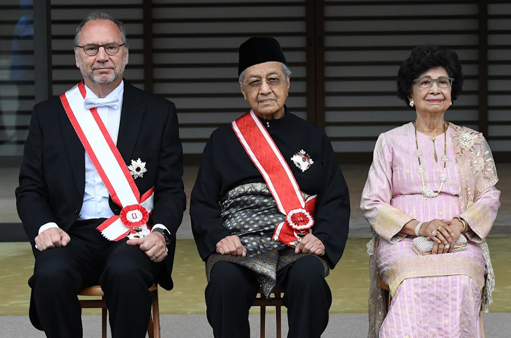 Level Up: Prime Minister Dr M Honoured With Japan's Highest Award ...