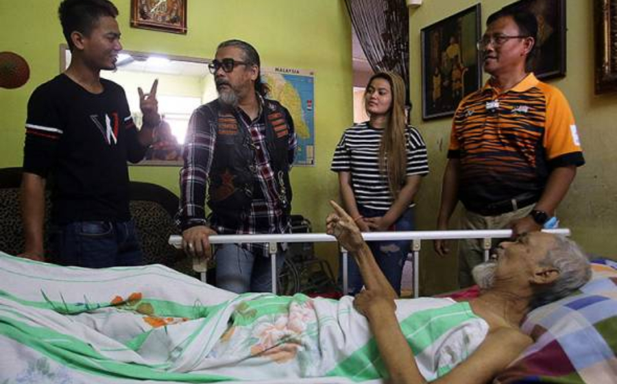 Terlantar Sakit Akibat Angin Ahmar, Anak Amran Tompel Terharu Ramai ...