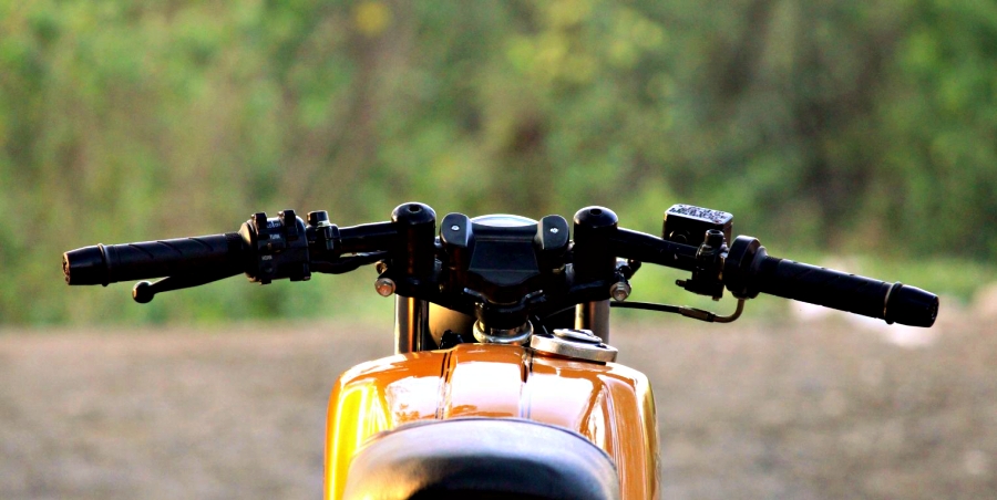 Yamaha RX100 - Cantik Motosikal Retro Jadi Cafe Racer | Gempak