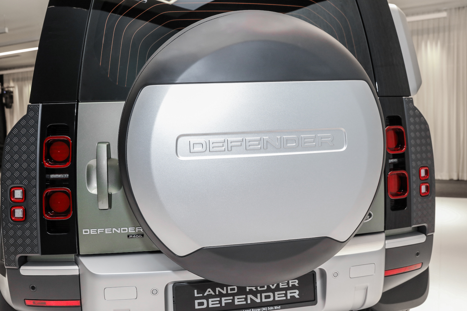 [BEHIND THE WHEEL] The New Land Rover Defender Is A Sleeker Boxy Off ...