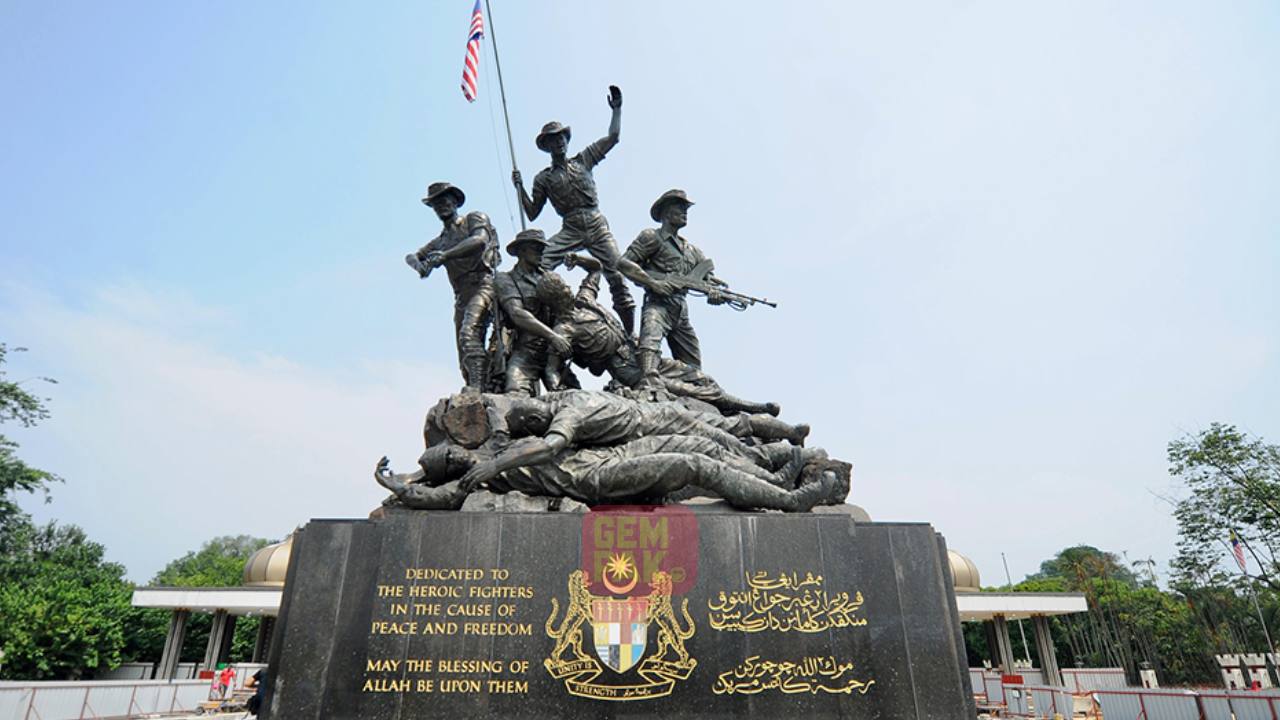 Wakil PN Cadang Ubah, Mahu Askar Tugu Negara Saiz Pendek, Tak Berhidung ...