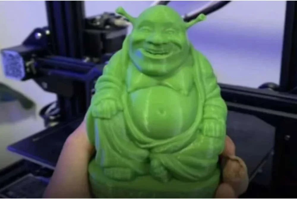 Disangka Patung Buddha, Wanita Sembah 'Shrek' Selama Empat Tahun | Gempak