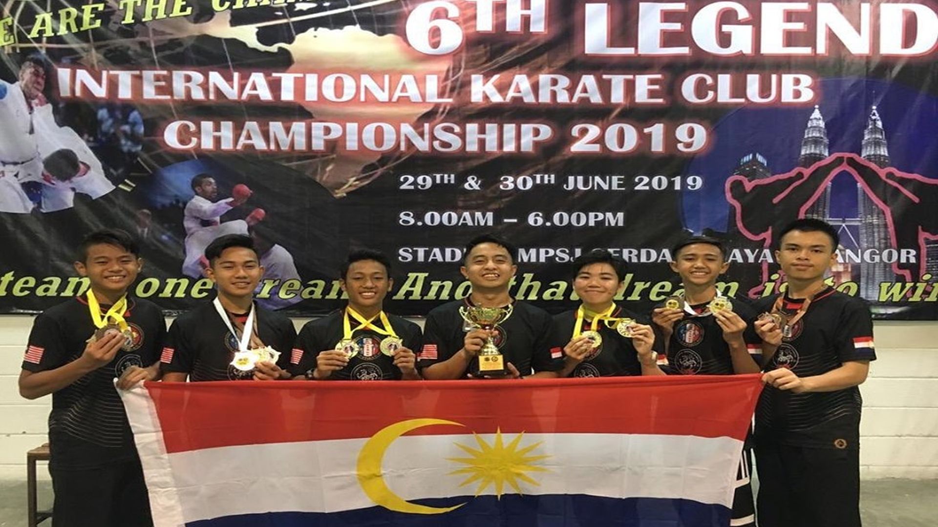Karate Antarabangsa Legenda Ke-6: Pasukan Labuan muncul naib juara ...