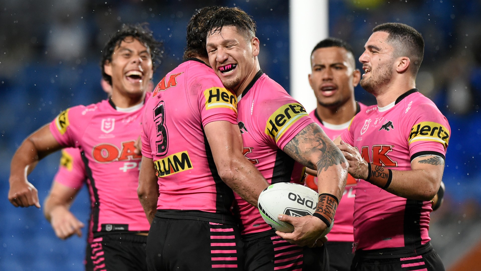 Panthers set club record as Knights lose players and pride in Bulldogs ...