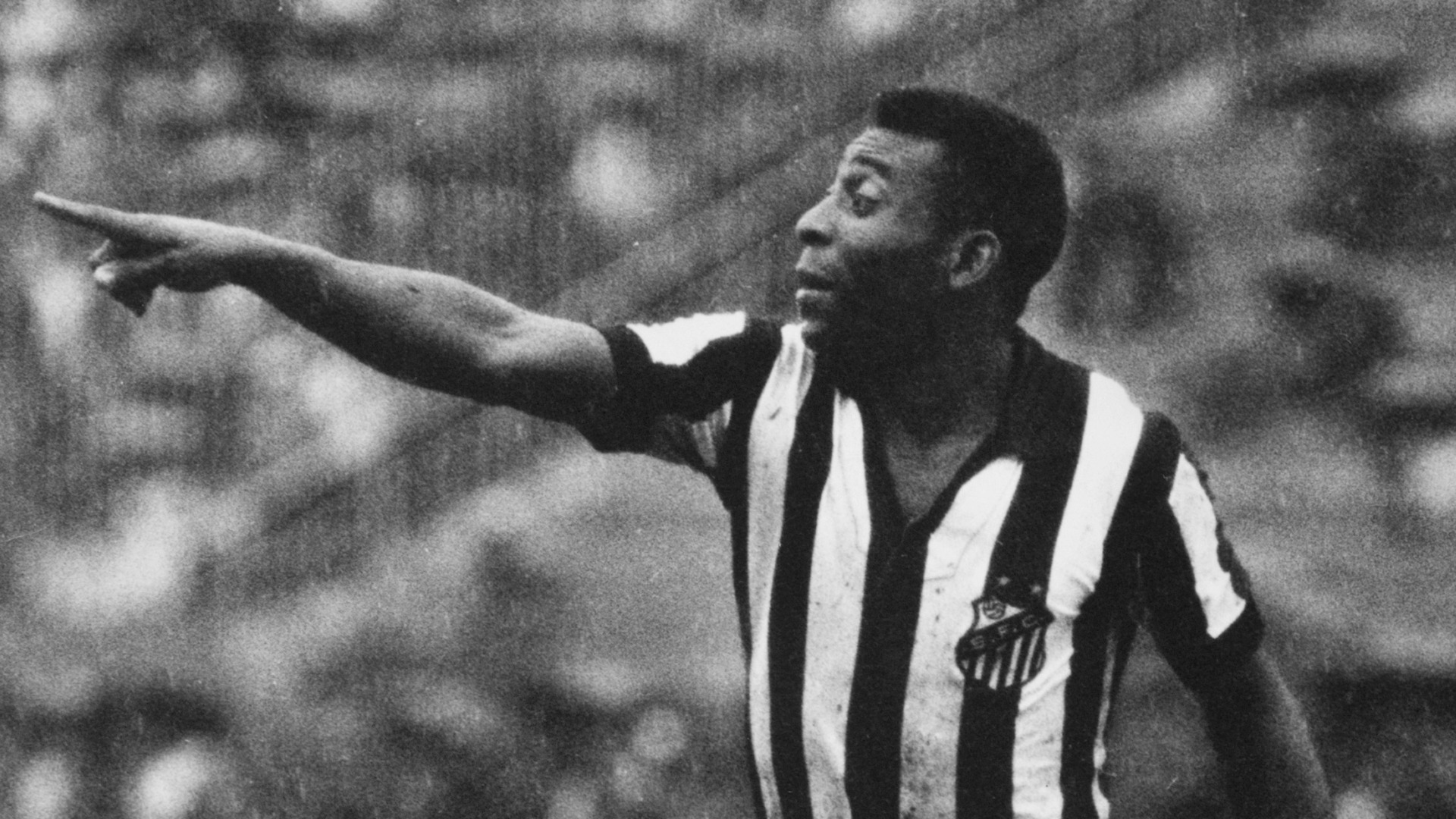 Pele dies: Santos reveal plan to retire legend's famous number 10 shirt ...
