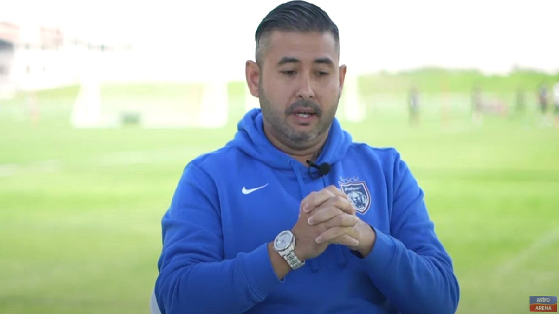 '10 tahun cakap lebih tapi padang teruk' -- TMJ | Stadium Astro