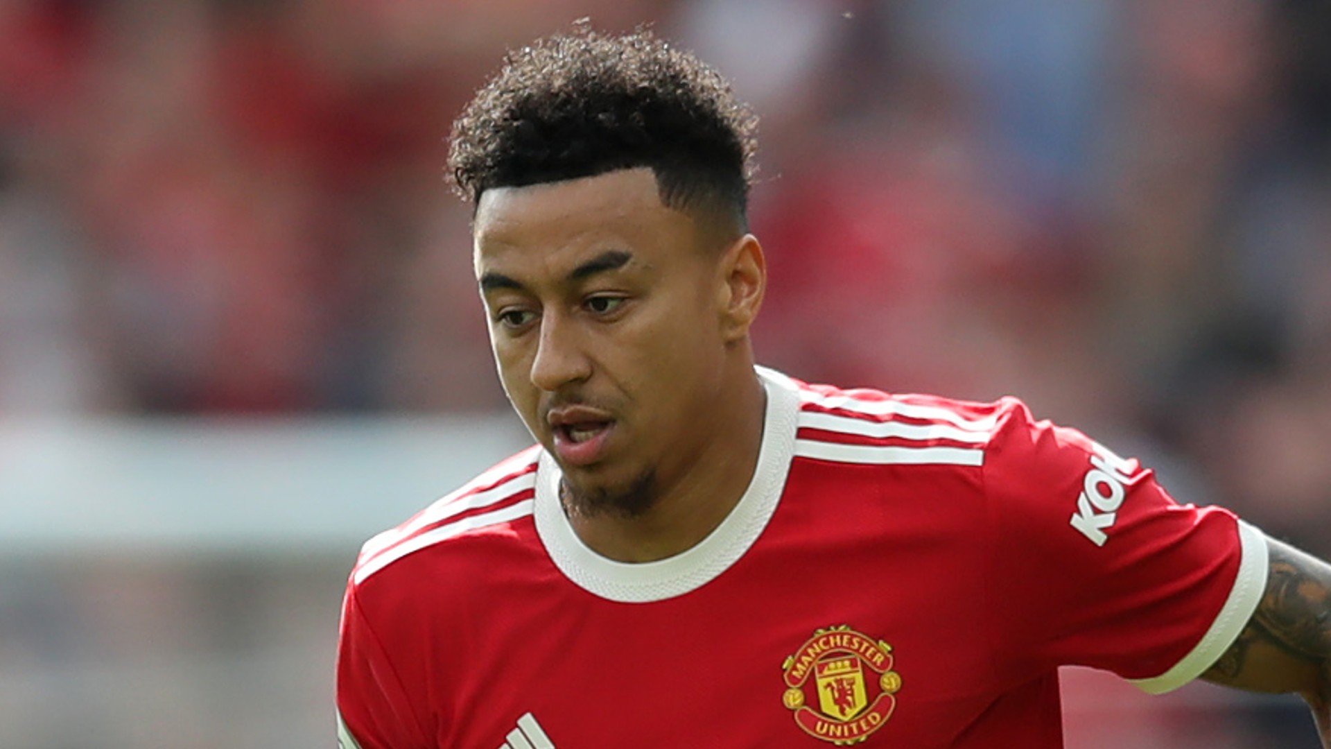 Lingard joins Forest after Man Utd contract expires | Stadium Astro English
