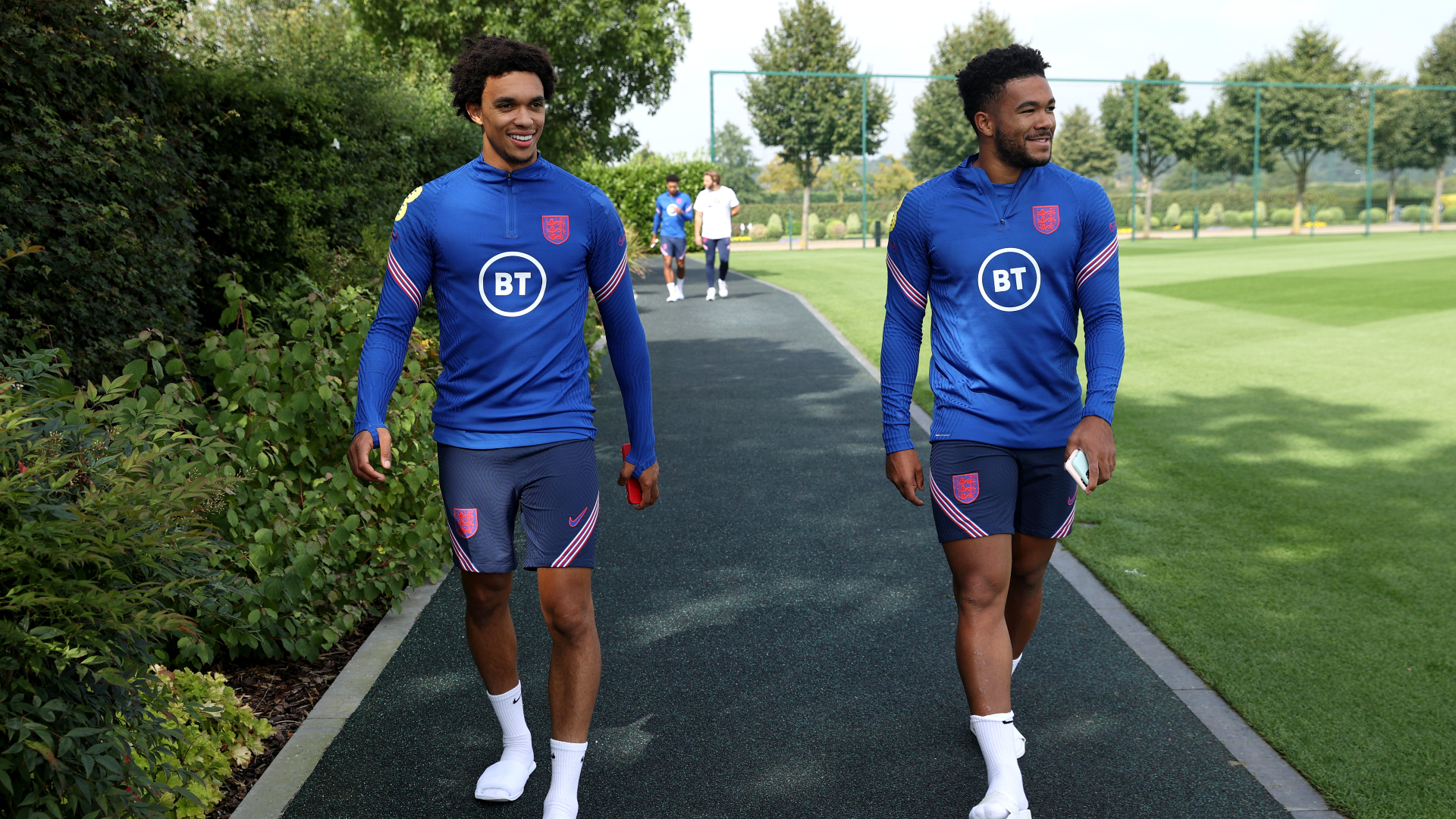 James defends 'great' England right-back rival Alexander-Arnold ...