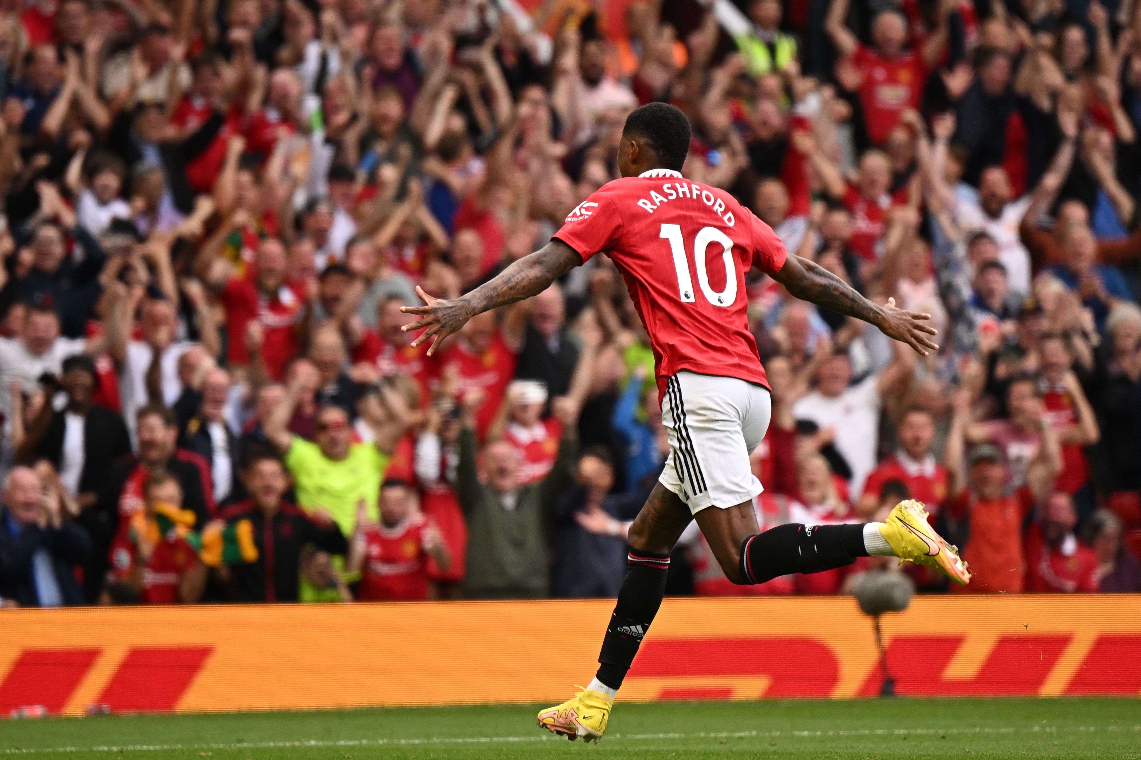 Manchester United 3-1 Arsenal: Rashford and Antony end Gunners' perfect ...
