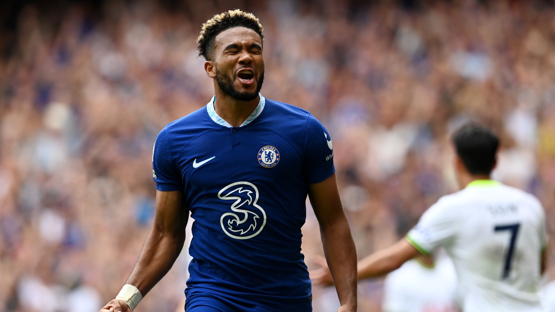 James lanjut kontrak jangka masa panjang bersama Chelsea | Stadium Astro