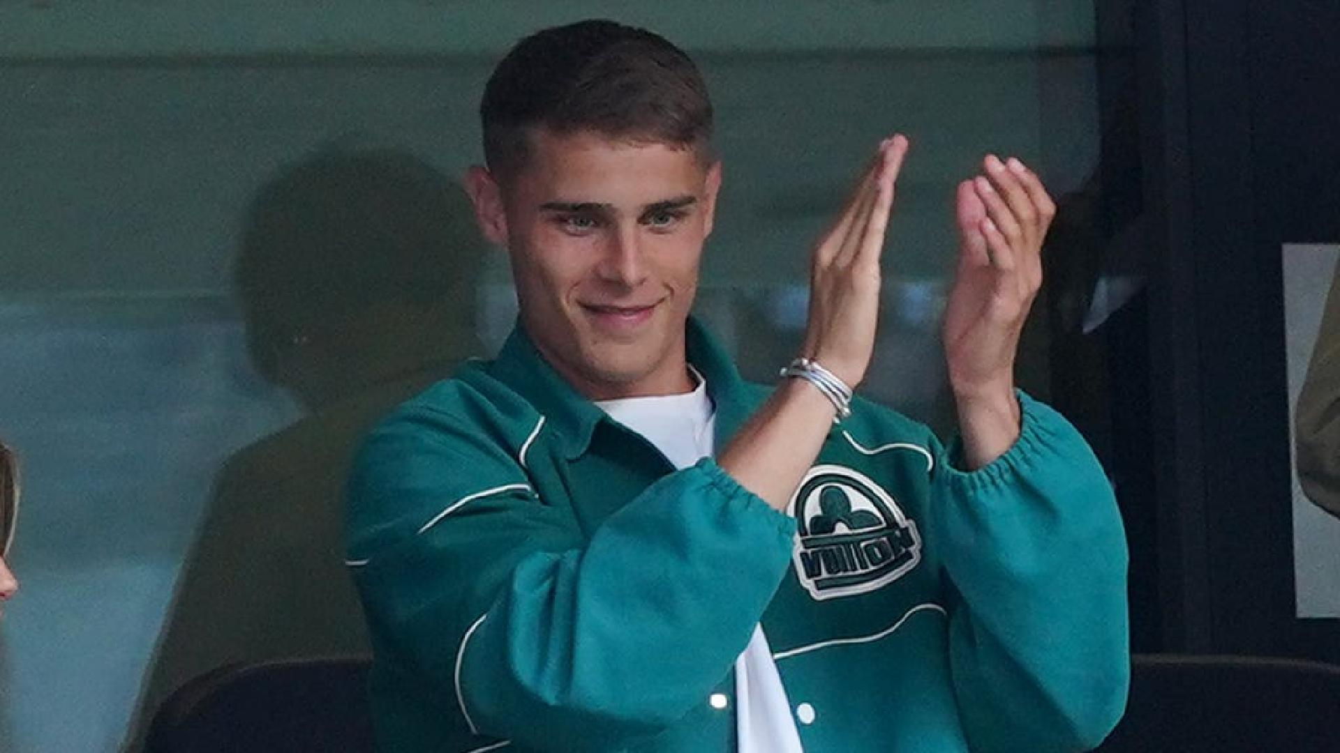 EPL: Mickey van de Ven sertai Tottenham daripada Wolfsburg dengan ...