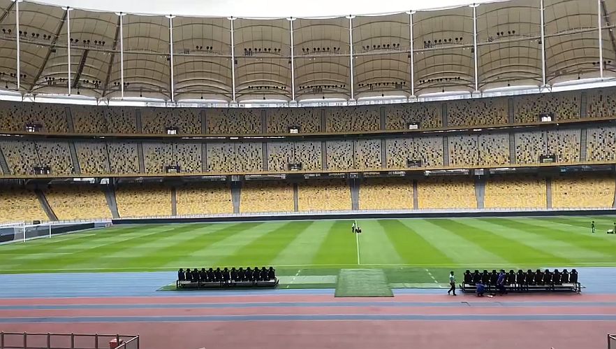 Video: Sehari sebelum sepak mula, ini keadaan terkini permukaan padang ...