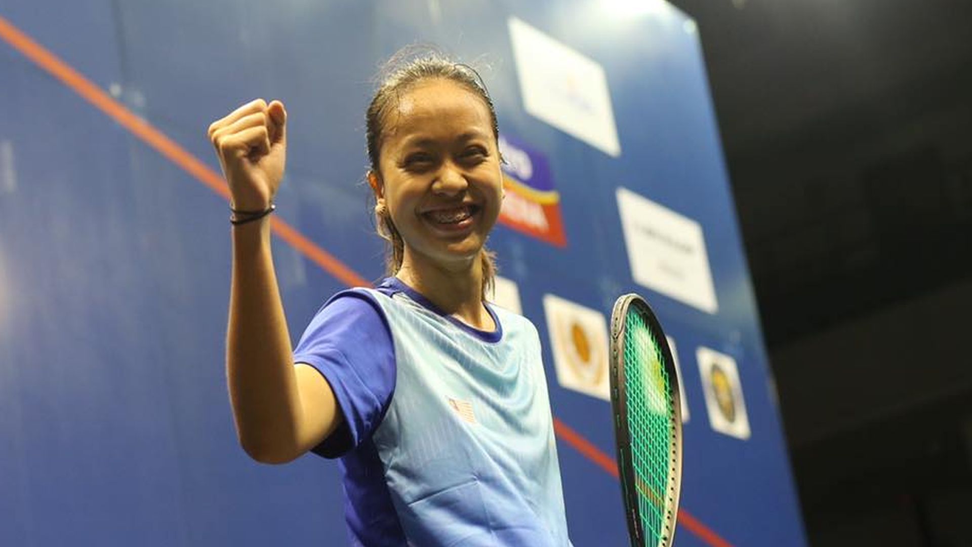 Sukan SEA Thailand: Pelukan ibu warnai pingat emas pertama Ainaa Amani ...