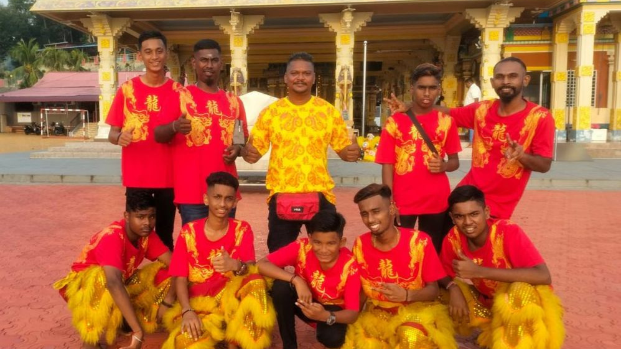 Rawang’s Tamilan Lion Dance Group Celebrates Chinese Heritage | Ulagam