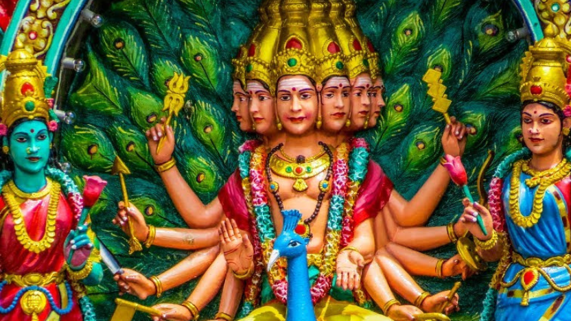7 Murugan Mantras You Can Recite for Specific Prayers | Ulagam